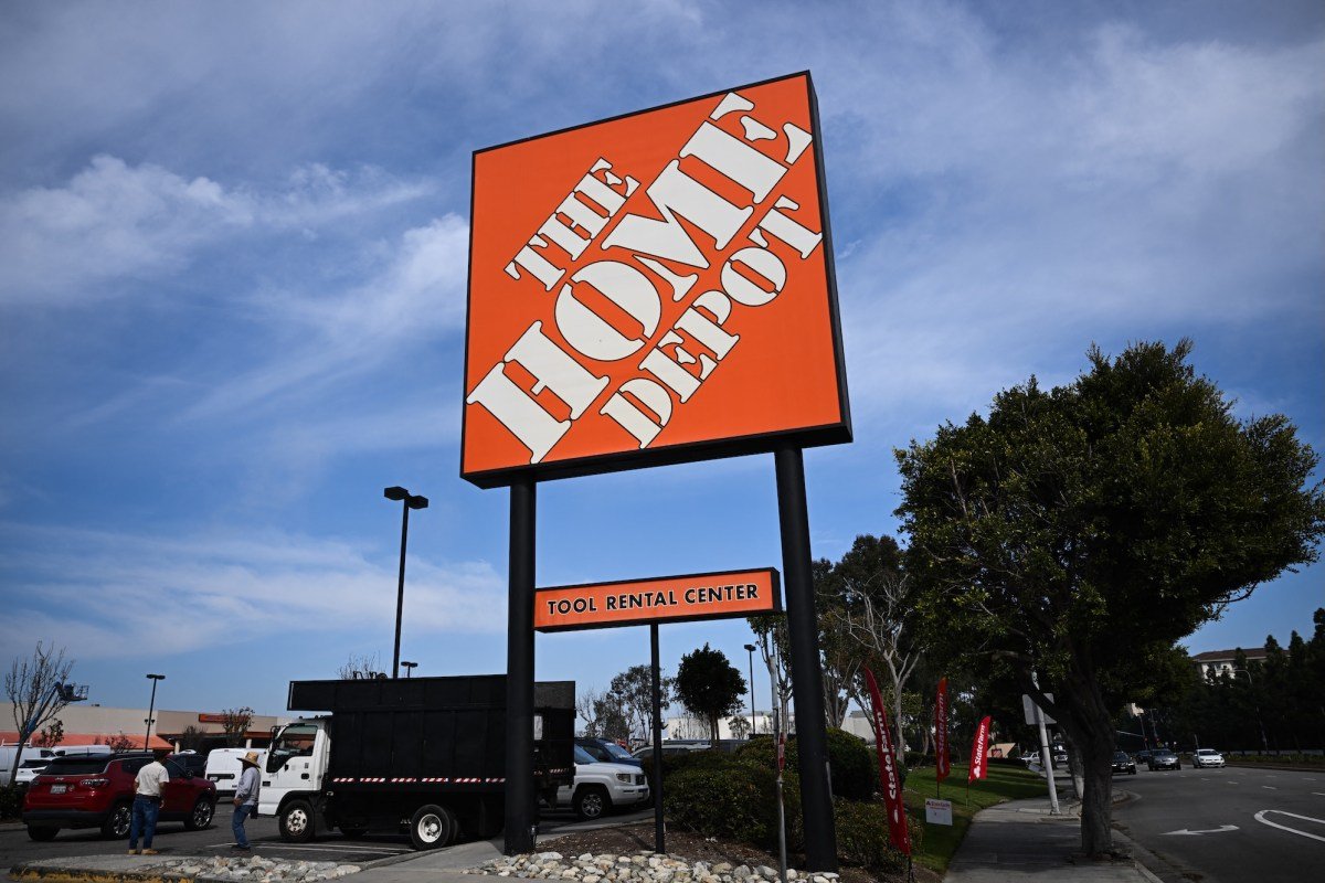 Home Depot exposed access to internal systems for a year, says ...